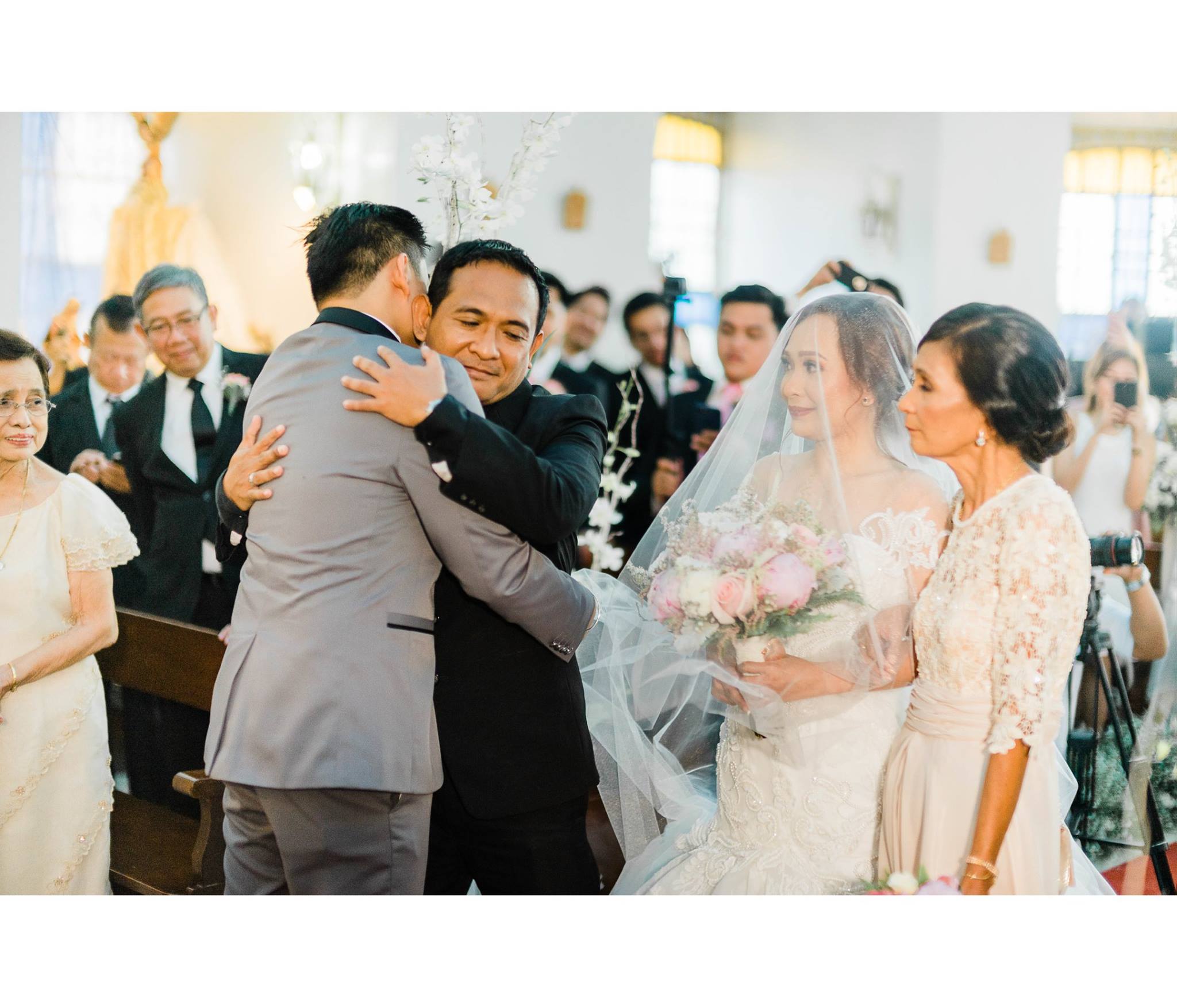 Anjo & Amy's A Pink And Grey Themed Church Wedding in Manila Photo 47595