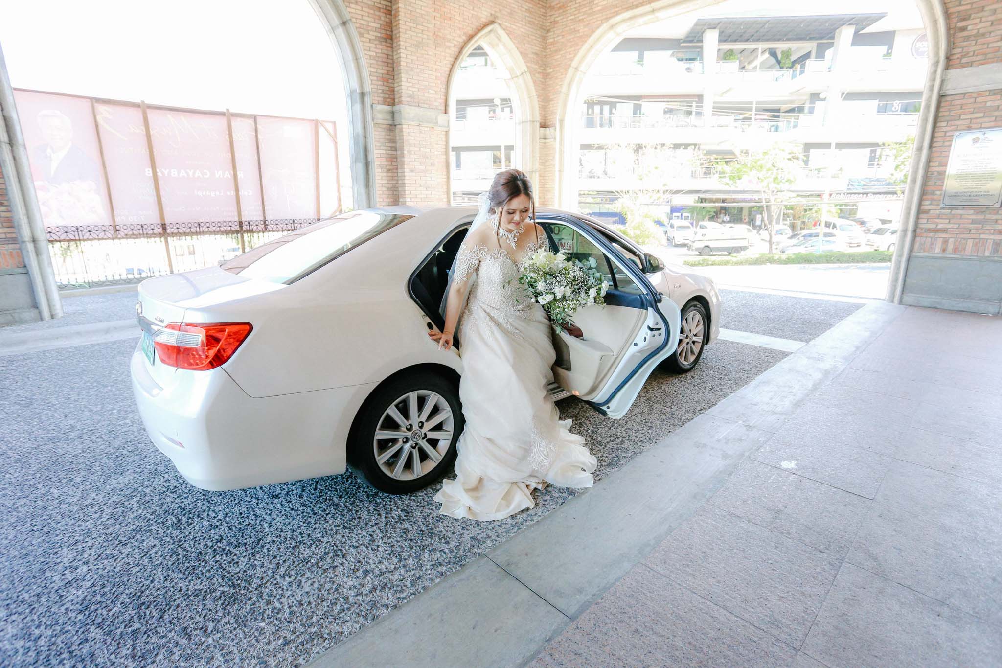 Francis & Kaycee's A Navy Blue Themed Church Wedding In Muntinlupa ...