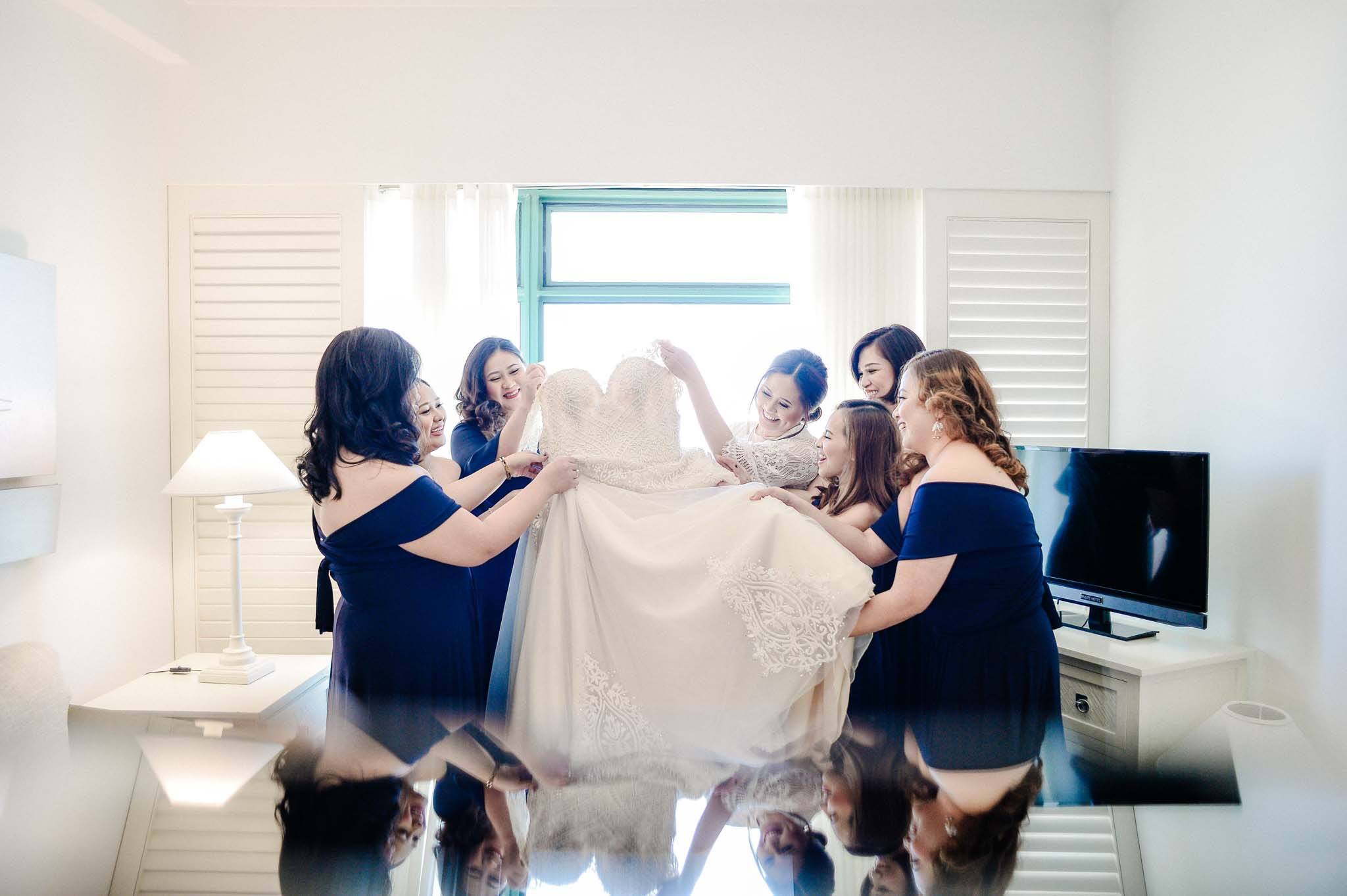 Francis & Kaycee's A Navy Blue Themed Church Wedding In Muntinlupa ...