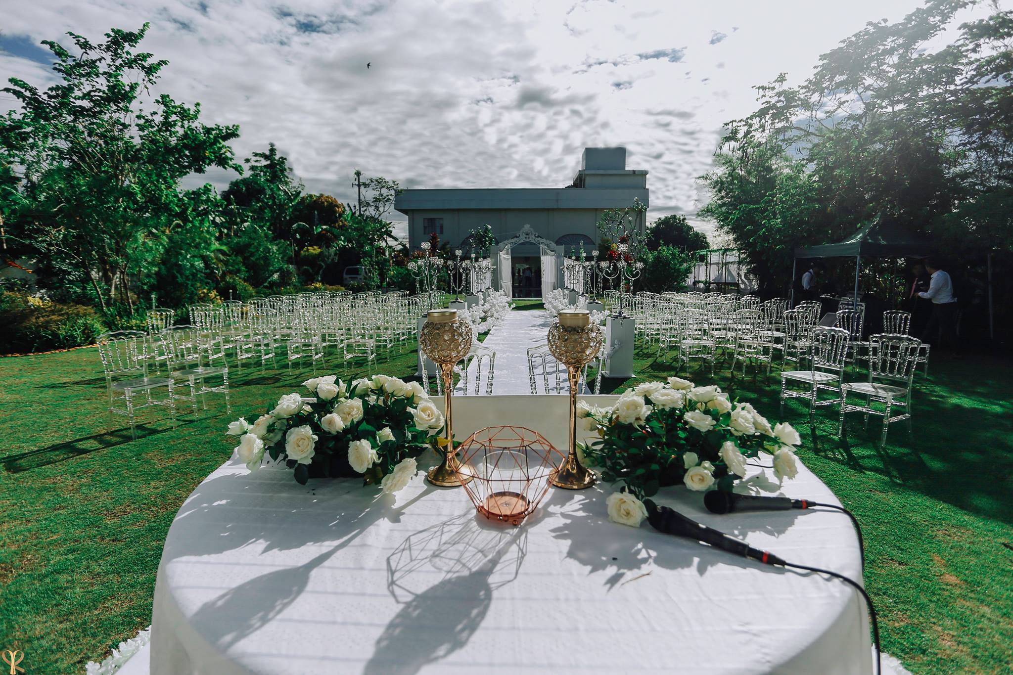 Jumar & Krizel's An Elegant Garden Wedding in Tagaytay Photo 57021