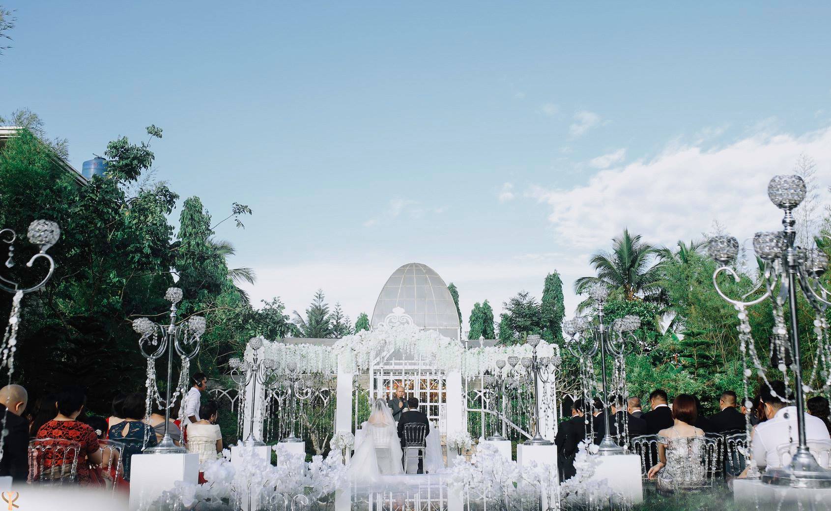 Jumar & Krizel's An Elegant Garden Wedding in Tagaytay Photo 56909