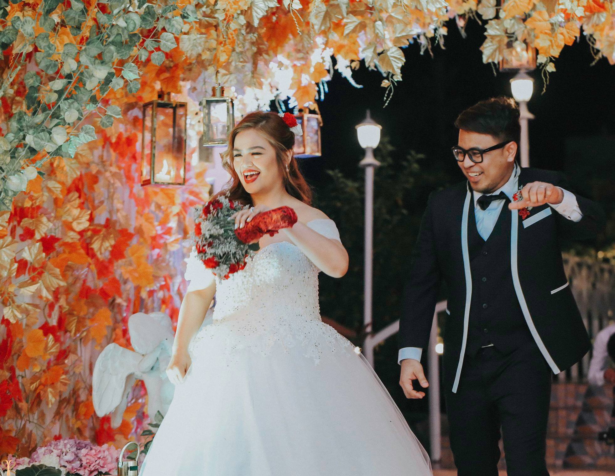 Jumar & Krizel's An Elegant Garden Wedding in Tagaytay Photo 56911
